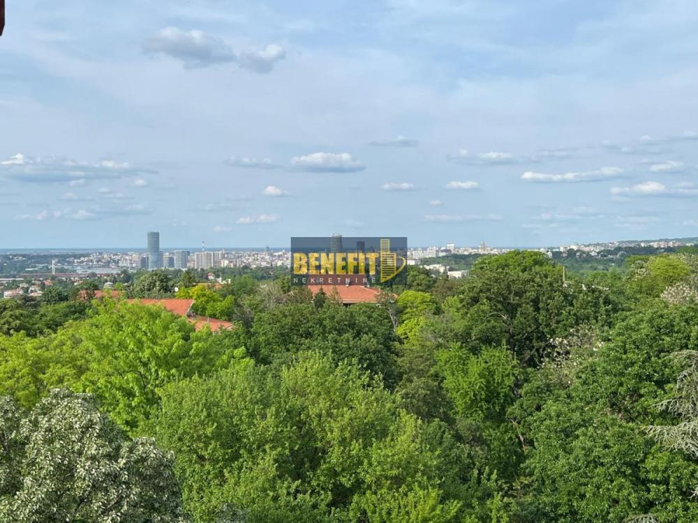 Trosoban stan na prodaju, 96m2, 335.000€