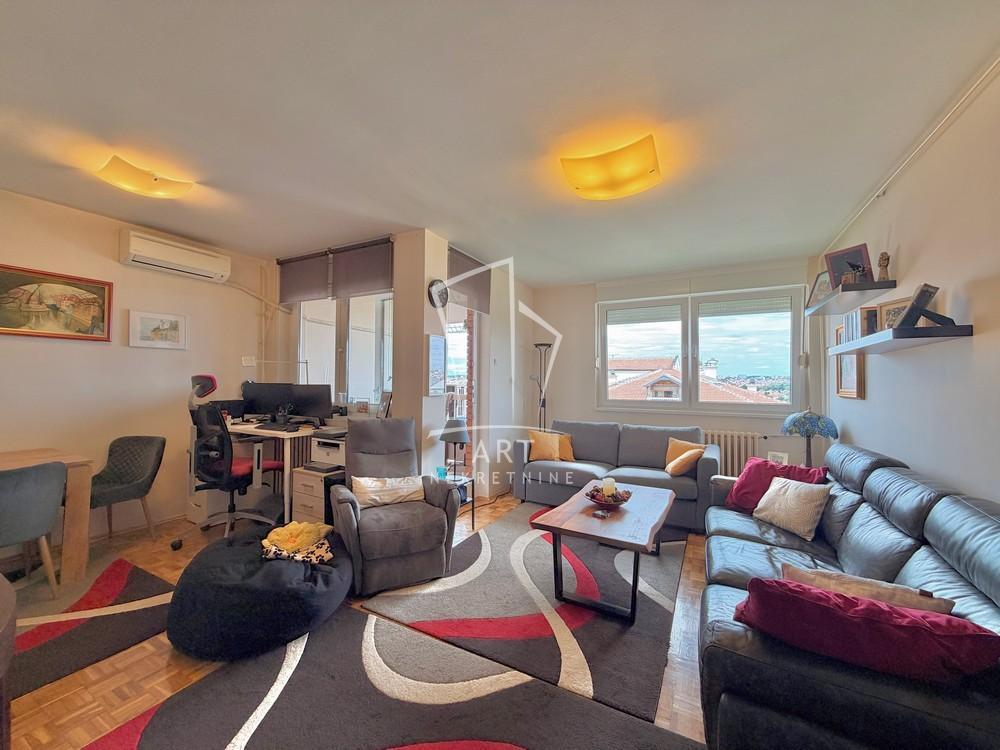 Vojvode Stepe, Dvoiposoban stan na prodaju, 74m2, 250.000€