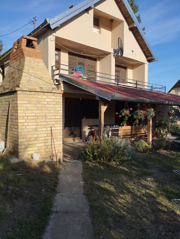 PRODAJA NEKRETNINA KUCE BANSTOL