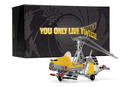 NEW! Corgi CC04604 James Bond 007 - Gyrocopter 'Little Nellie' (You Only Live Twice)