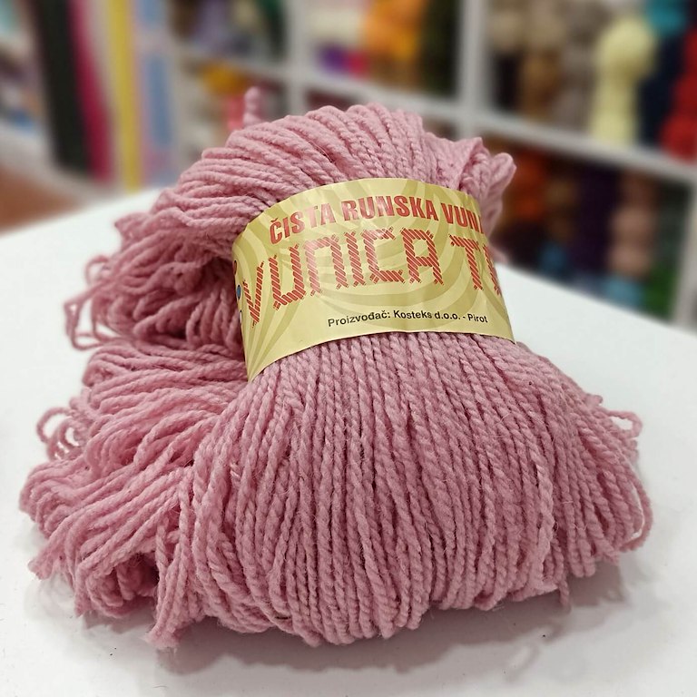 Runska vuna 100% boja puder roza 47