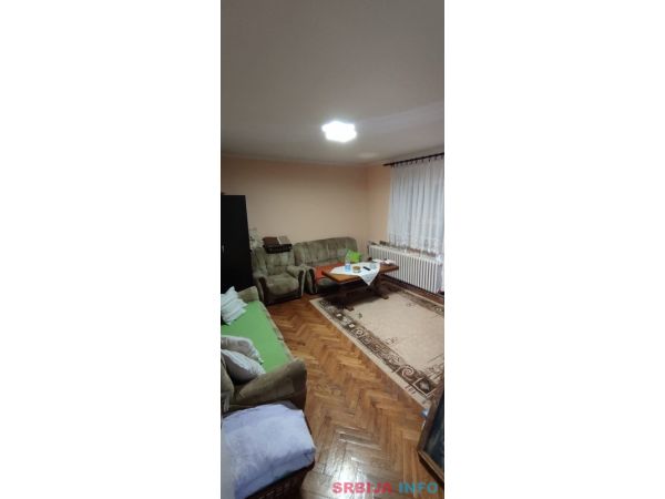 Dvosoban Stan Bač 58m² (opremljen)