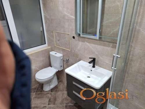 Lux, komplet renoviran, komplet namesten strogi centar