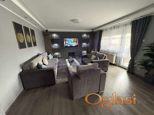 Odlična kuća u Veterniku! 300m2