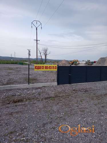 Izajem plac