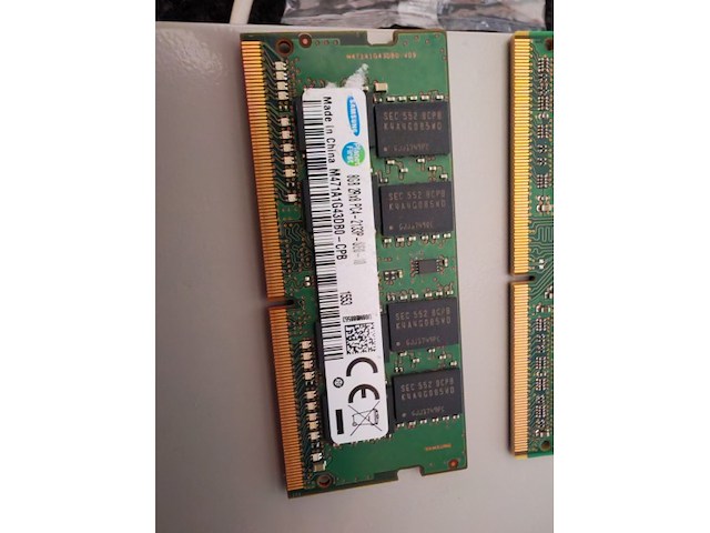 Samsung 8Gb pc4 (ddr4)
