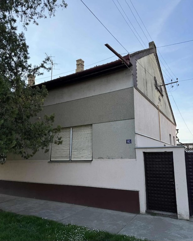 Prodaje se kuća u Bačkom Gradištu