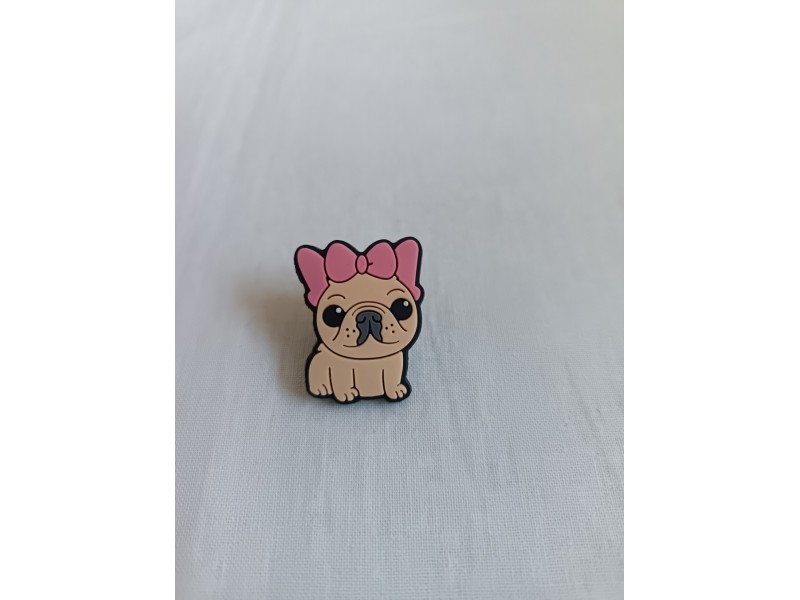 Mops sa roze mašnom - gumirani broš