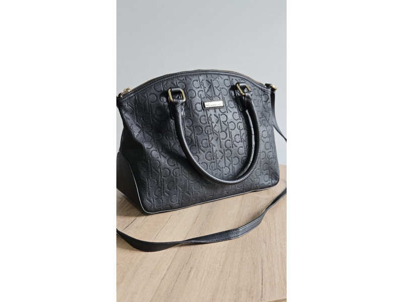 CALVIN KLEIN TORBA KAO NOVA!