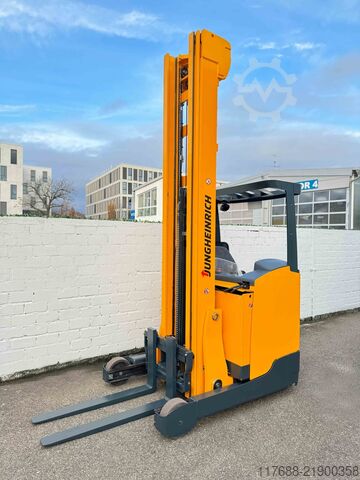 Reach truck
Jungheinrich ETV 320 - Service Neu - Batterie 82% - 11.51M Hub -2t