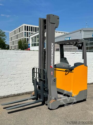 Reach truck
Jungheinrich ETV 214 - Service Neu - Batterie 80% - 8,3m Hub -1,4t