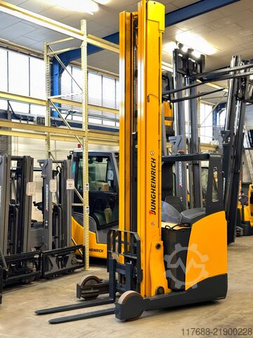Reach truck
Jungheinrich Jungheinrich Schubmaststapler ETV 325 MP GNE 100-1202 DZ