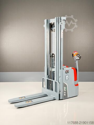 Viljuškar kamion pešaci
Heli CDD20 - 2t - 4.800 mm Hubhöhe - Garantie - Triplex