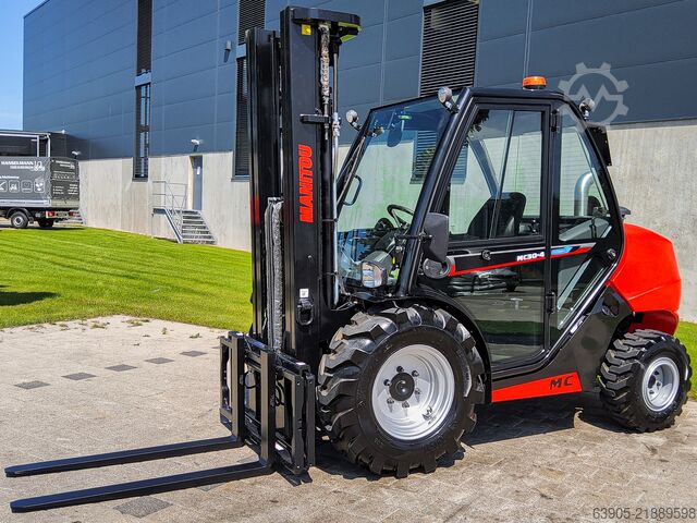 Terenski viljuškar
Manitou MC 30-4