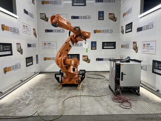 Industrijski robot
ABB IRB 6700-235/2.65
