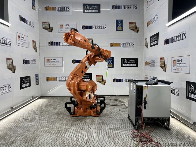 Industrijski robot
ABB IRB 6700-200/2.60
