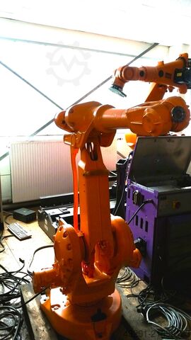 Industrijski robot
ABB Robotics IRB 2400/16 S4C M98