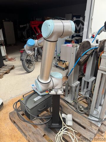 Industrijski robot