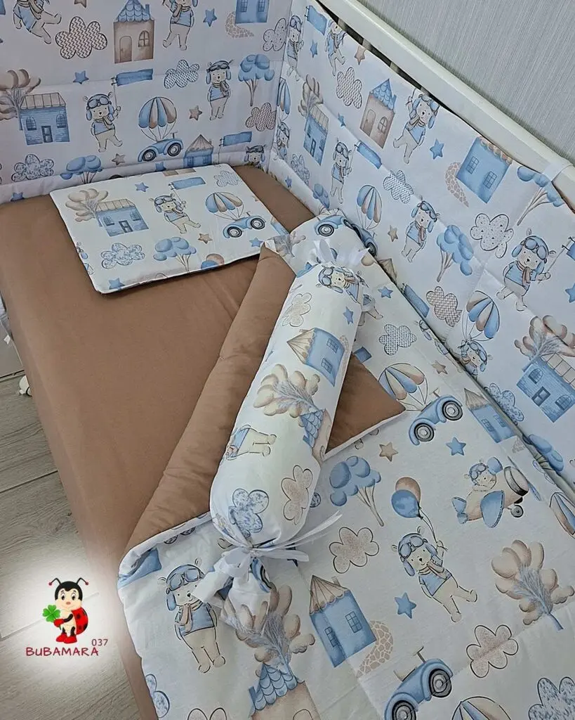 Bubamara037 Set posteljine za krevetac sa ravnom ogradicom meda Avijatičar, Braon