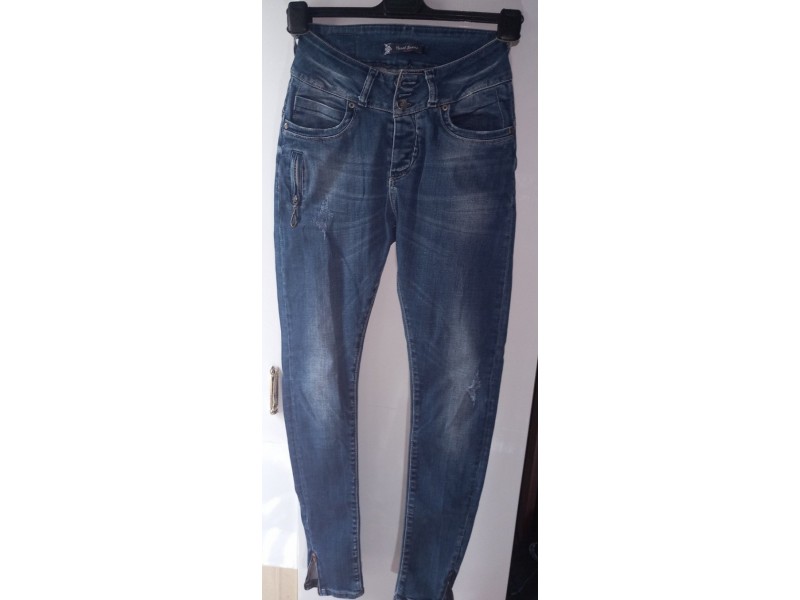 Nesal Jeans ženske farmerke (vel. 30)