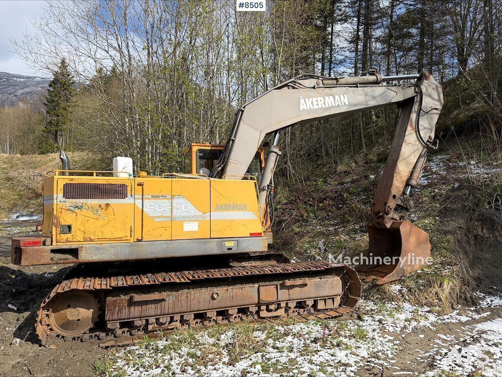 Åkerman EC230 bager guseničar