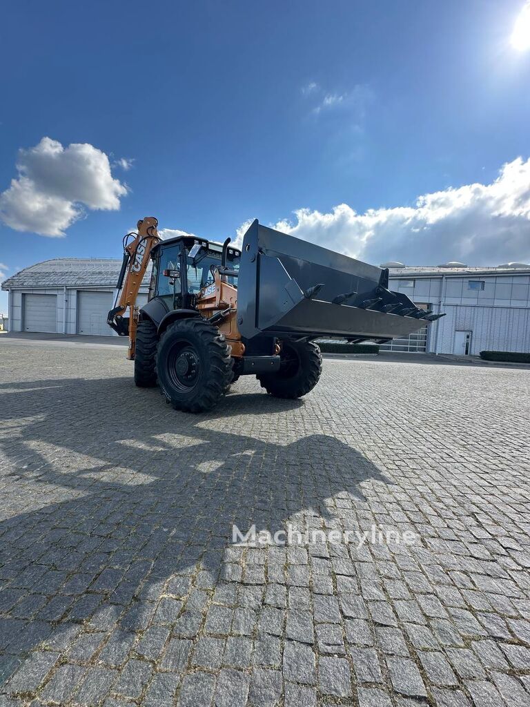 Novi Case 695 SV bager-utovarivač
