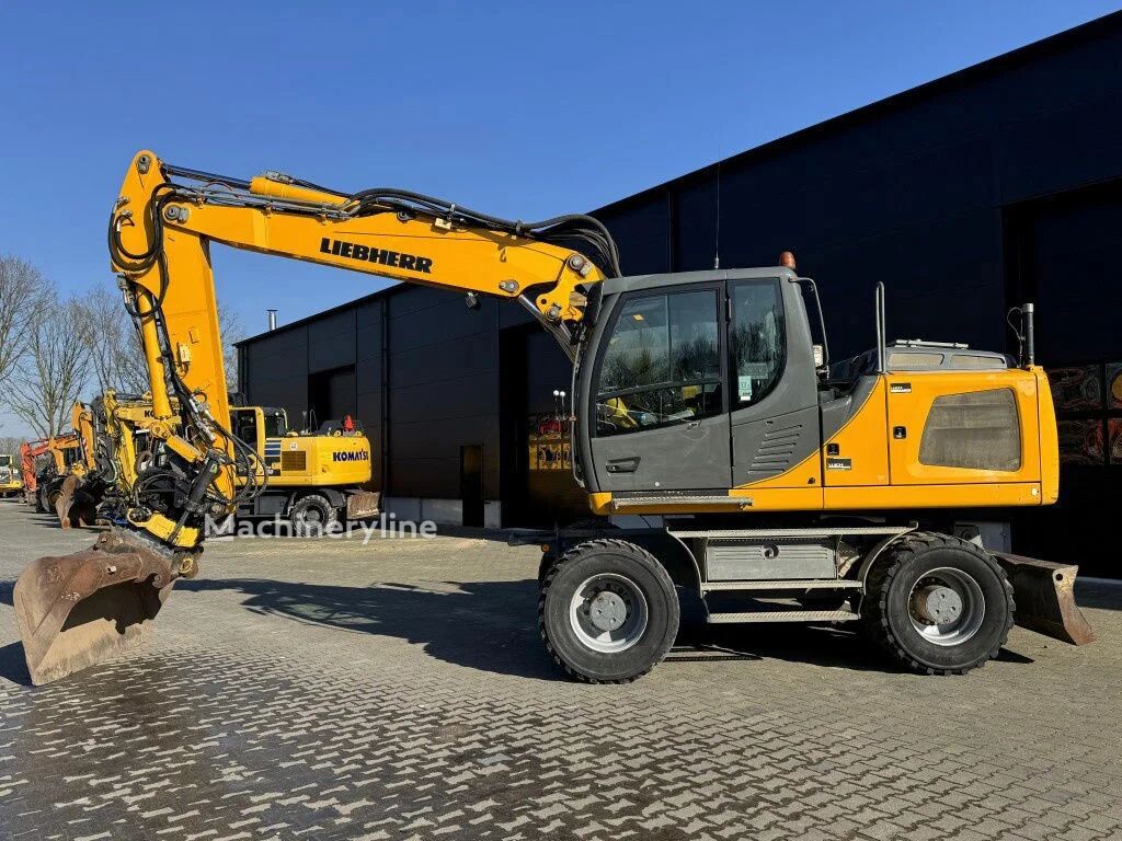 Liebherr A918 Engcon NL MACHINE bager točkaš