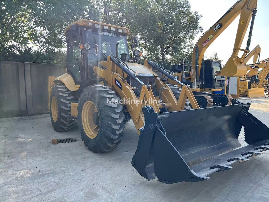 Novi Caterpillar 430F2 bager-utovarivač