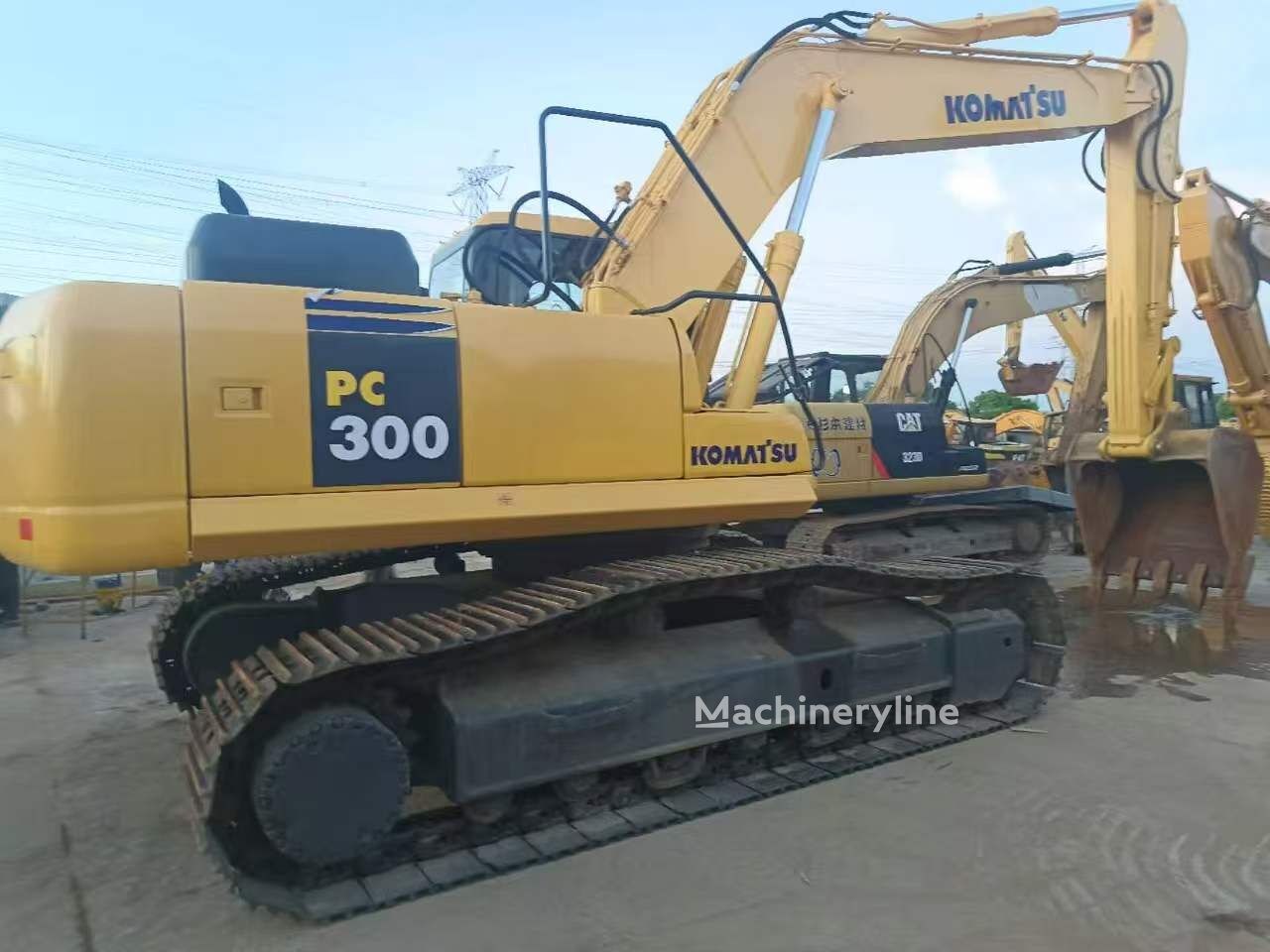 Komatsu PC300 bager guseničar