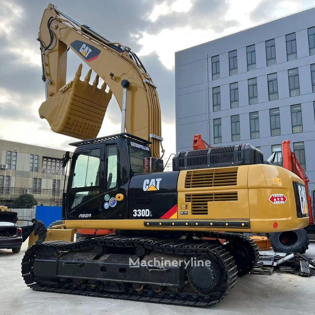 Caterpillar 330D bager guseničar