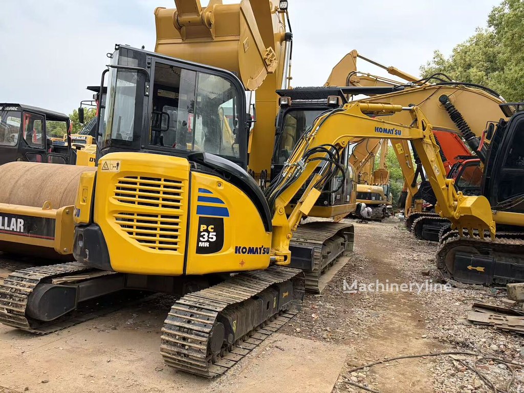 Komatsu PC35 mini bager
