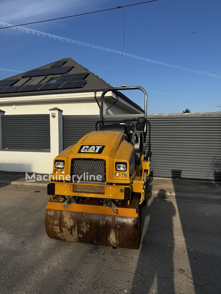 Caterpillar CB2.7 mali valjak