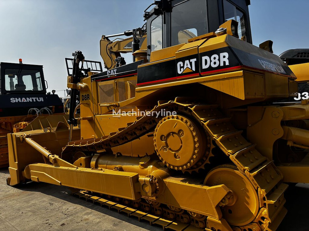 Caterpillar D8R buldožer