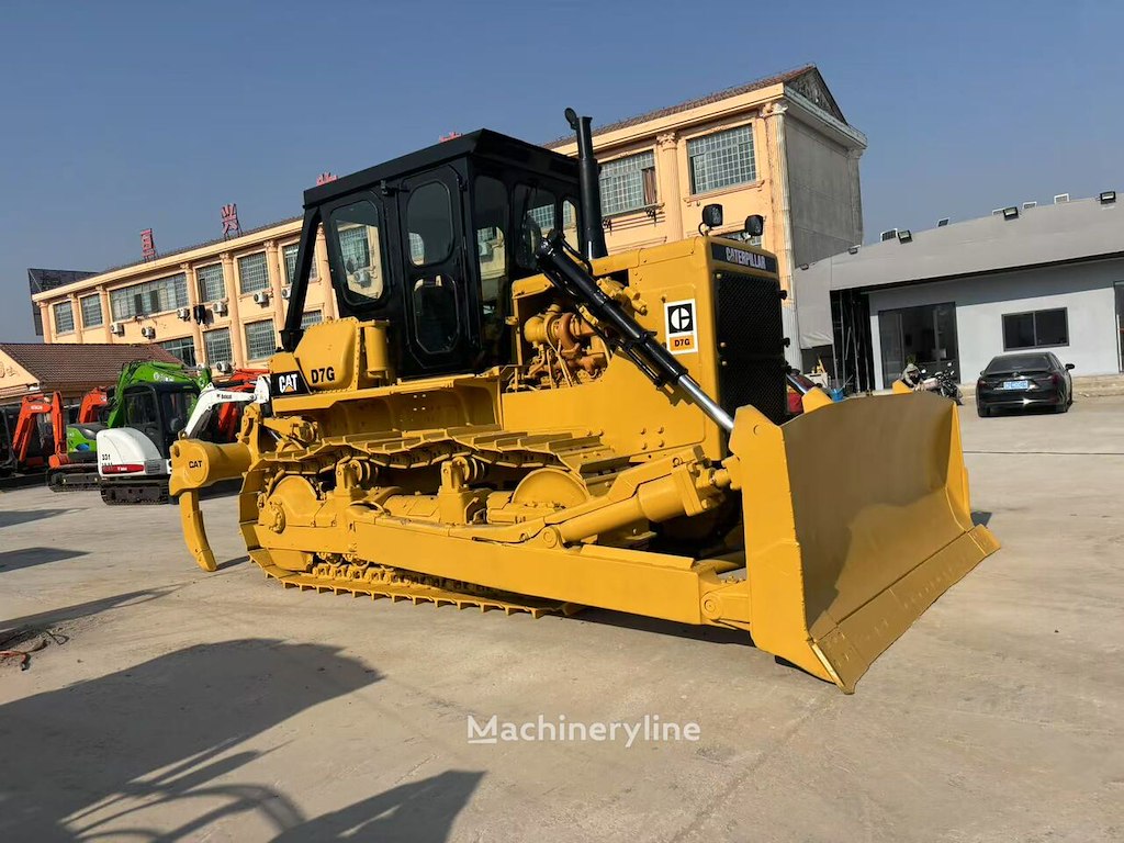 Caterpillar D7G buldožer