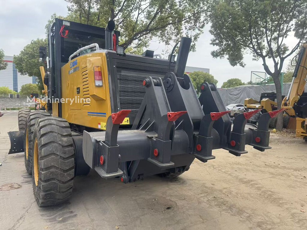 XCMG GR1803 grejder