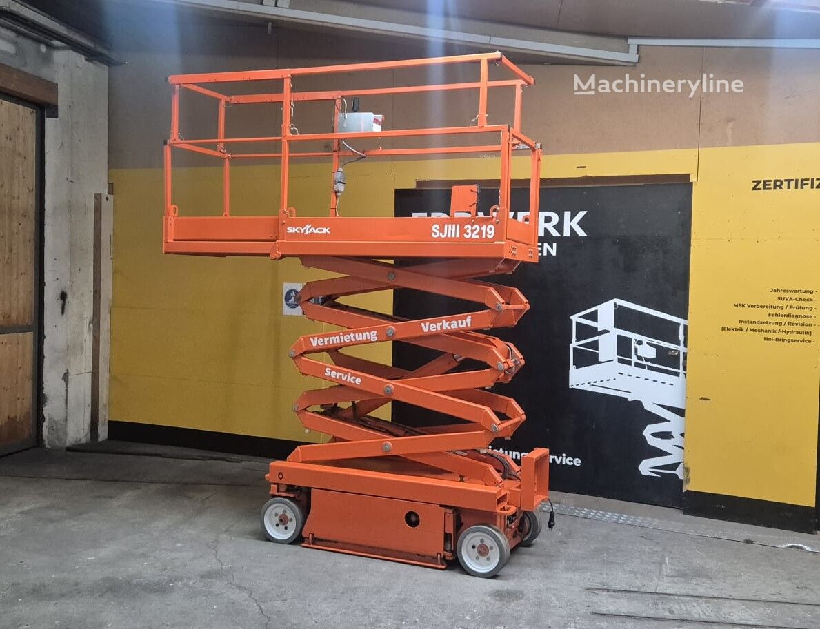 Skyjack SJ III 3219 makazasta platforma