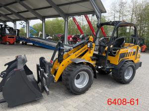 Schäffer 2430 SLT Schutzdach multifunkcionalni utovarivač