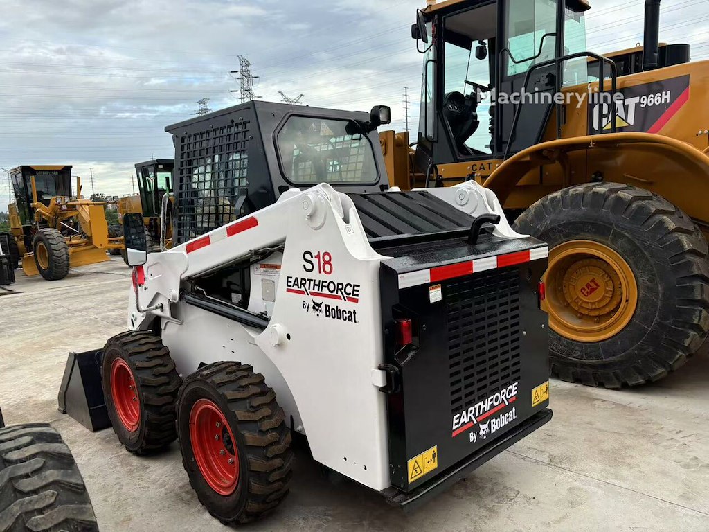 Bobcat S18 mini utovarivač