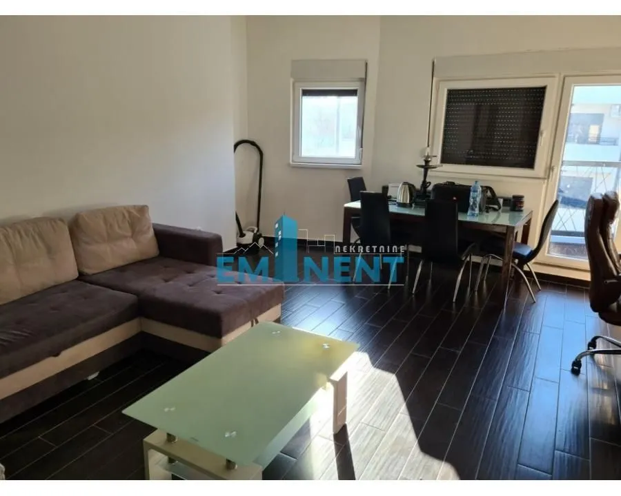 Izdavanje, dvosoban stan, 60m², Savski Venac, Beograd