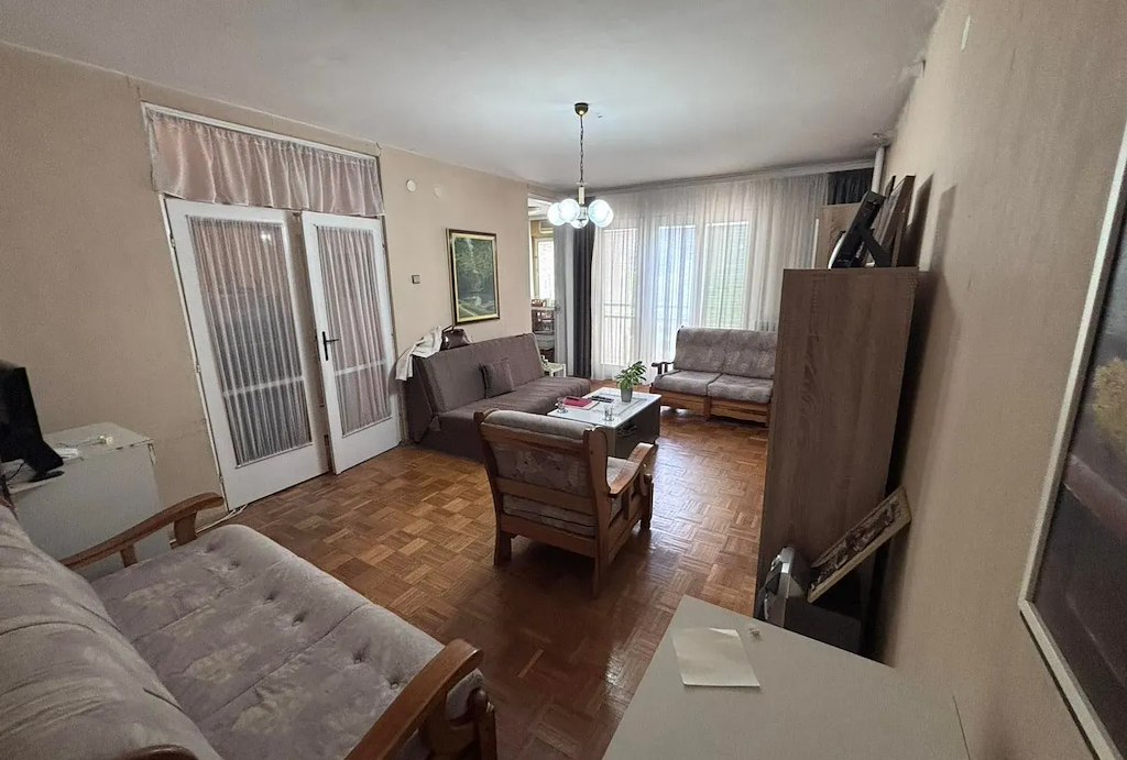 Prodaja, trosoban stan, 76m², Novi Beograd Sve Podlokacije, Beograd