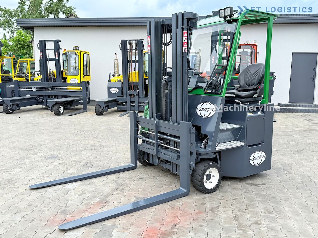 Combilift CB3000 | DIESEL | TRIPLEX 4900 | SIDE SHIFT | FORK POSITIONER | viljuškar na tri točka