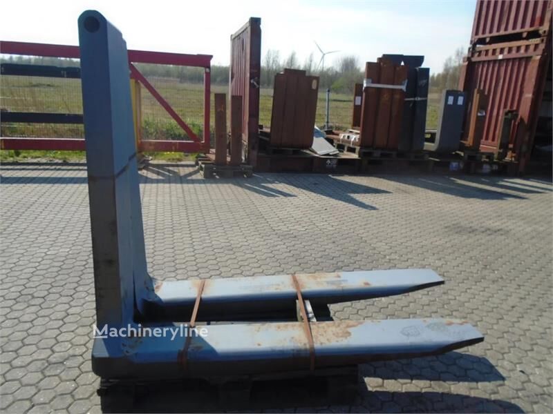 Fork Pin Type Custom 28.000kg@1200mm // 1800x310x110mm viljuške