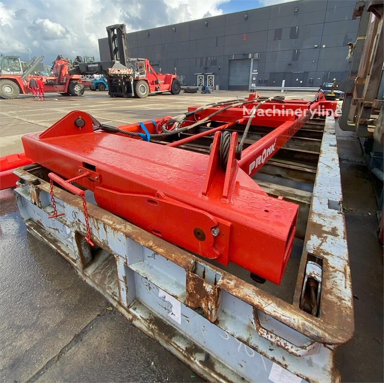 Novi Forkliftcenter PRONK SPREADER EP106A posipač kontejnera