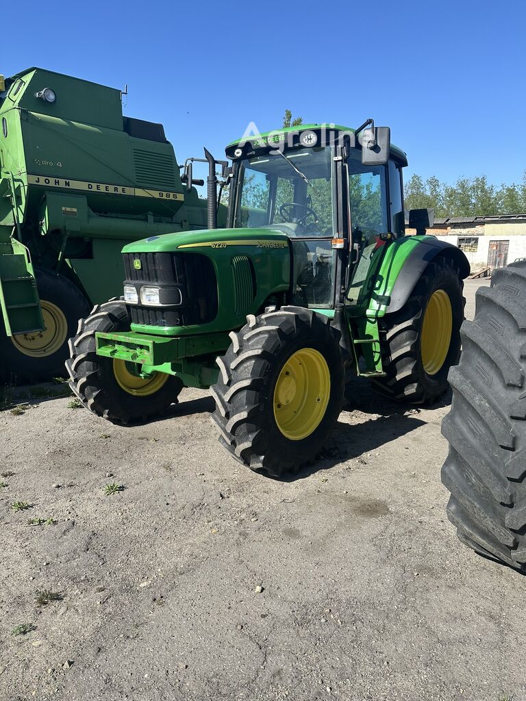 John Deere 6220 SE traktor točkaš
