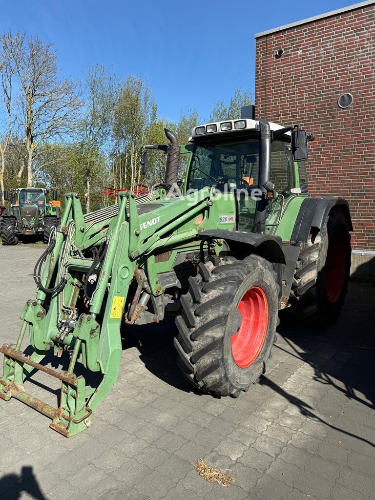 Fendt 820 Com3 traktor točkaš
