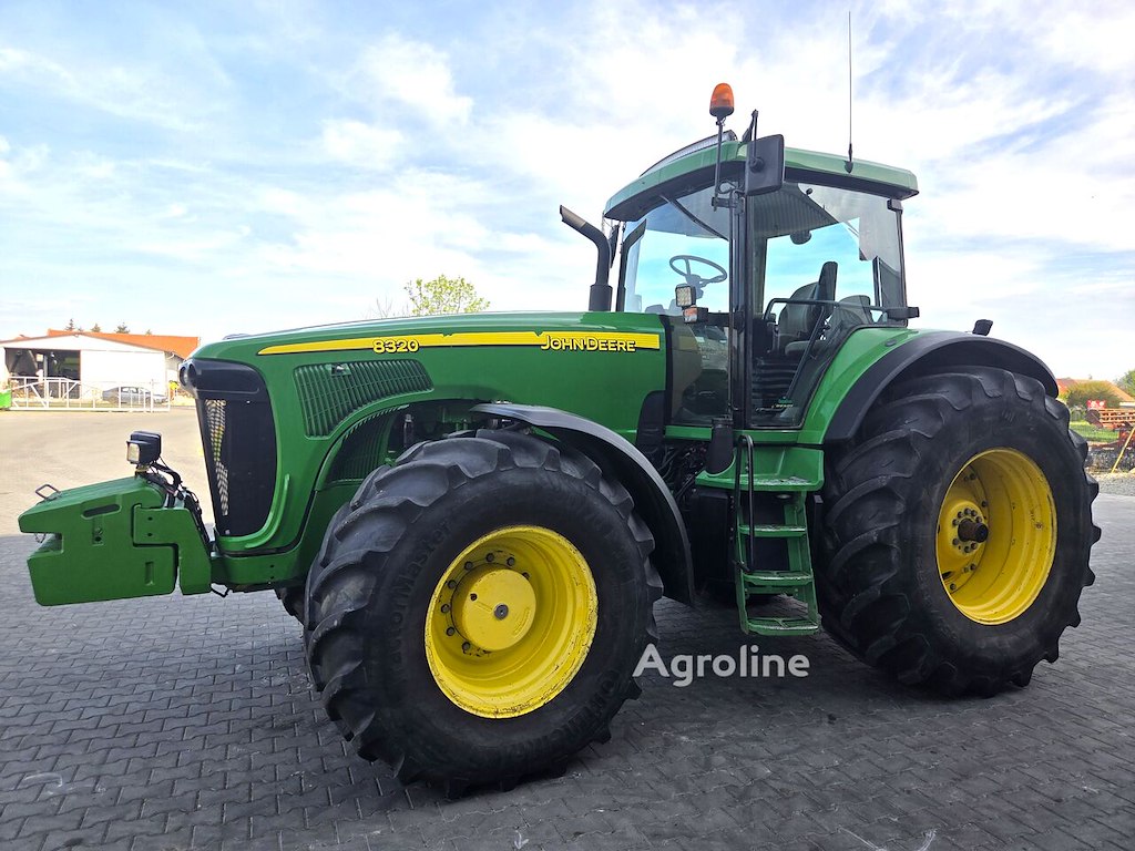 John Deere 8320 TLS 10600 MTG traktor točkaš