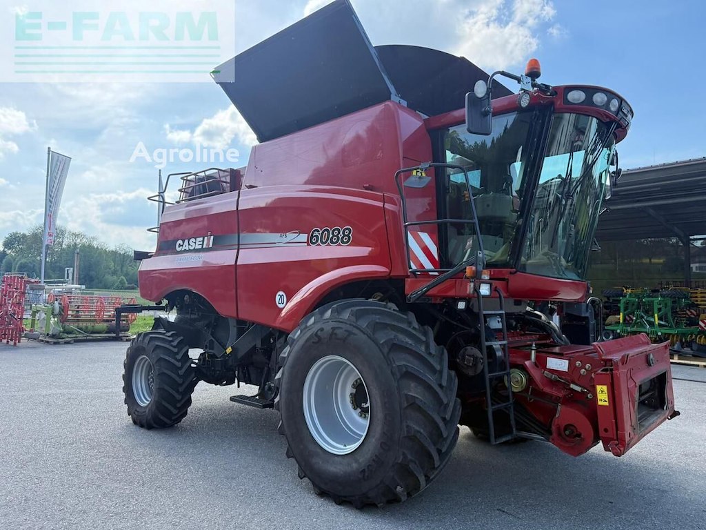 Case IH axial-flow 6088 kombajn za žito