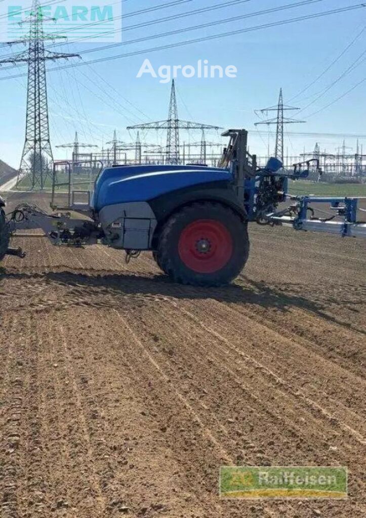 Lemken vega 12 vučena prskalica