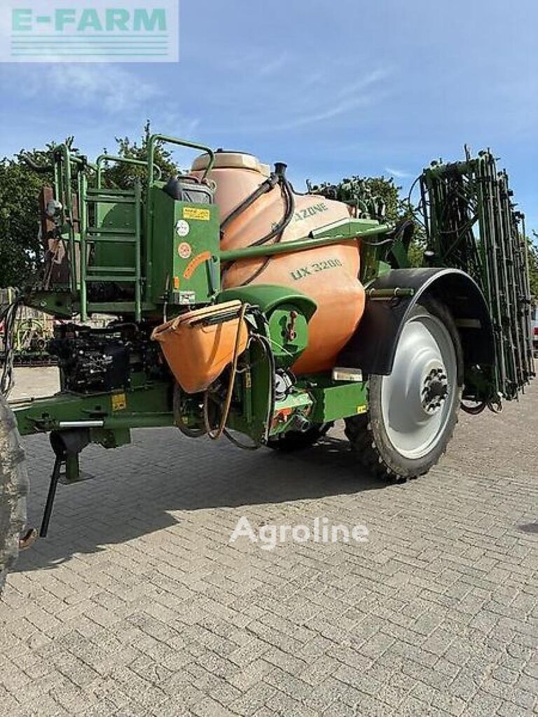 Amazone ux 3200 special vučena prskalica