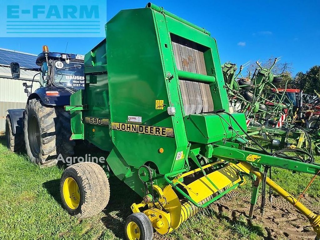 John Deere 590 balirka za četvrtaste bale
